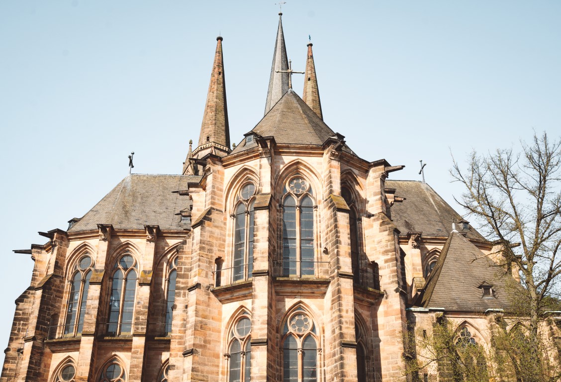 Marburg Sehenswürdigkeiten: 12 Tipps für die märchenhafte Stadt an der Lahn